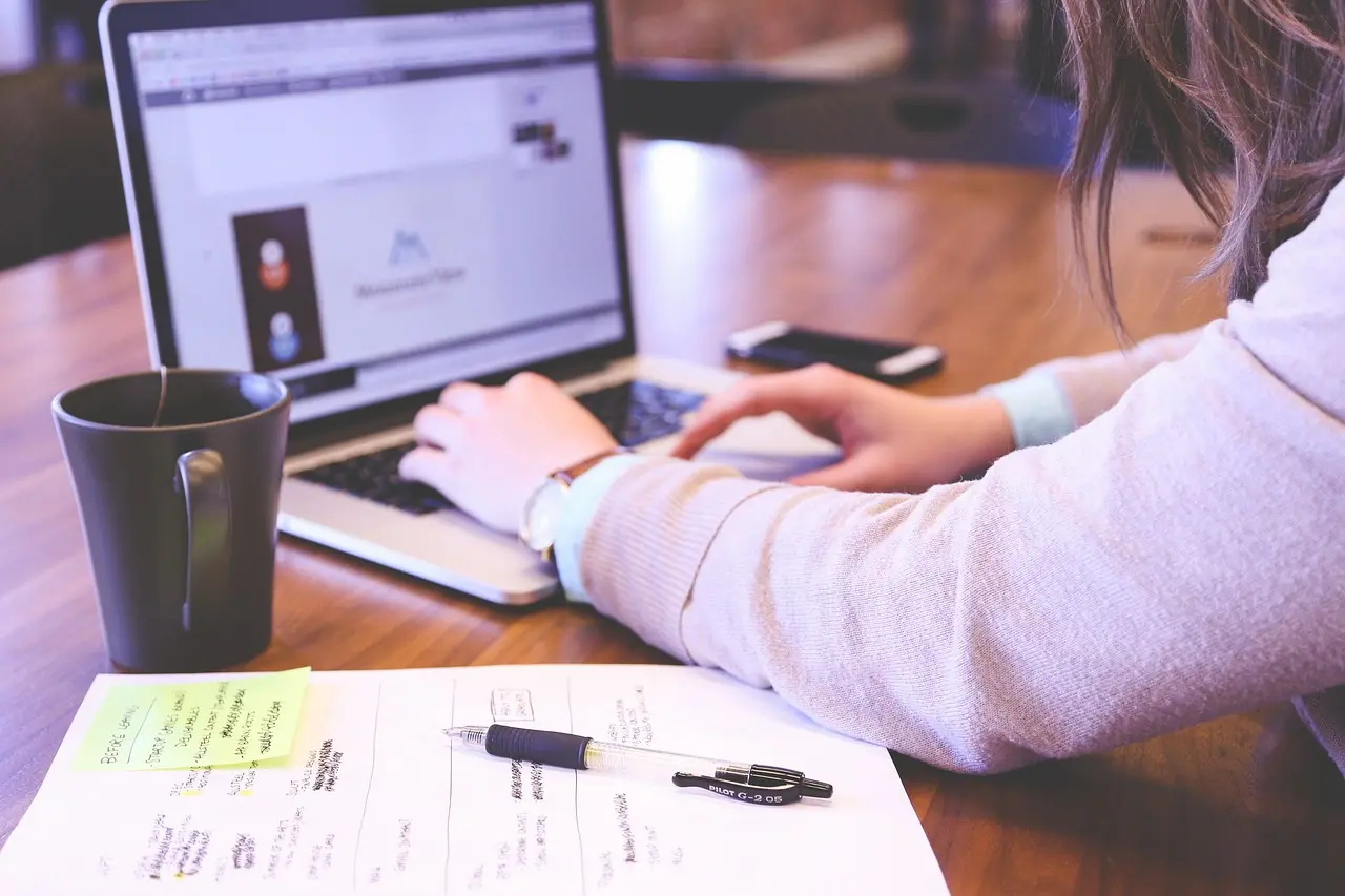 How to Transfer Utilities: A Guide Renters, Buyers & Sellers